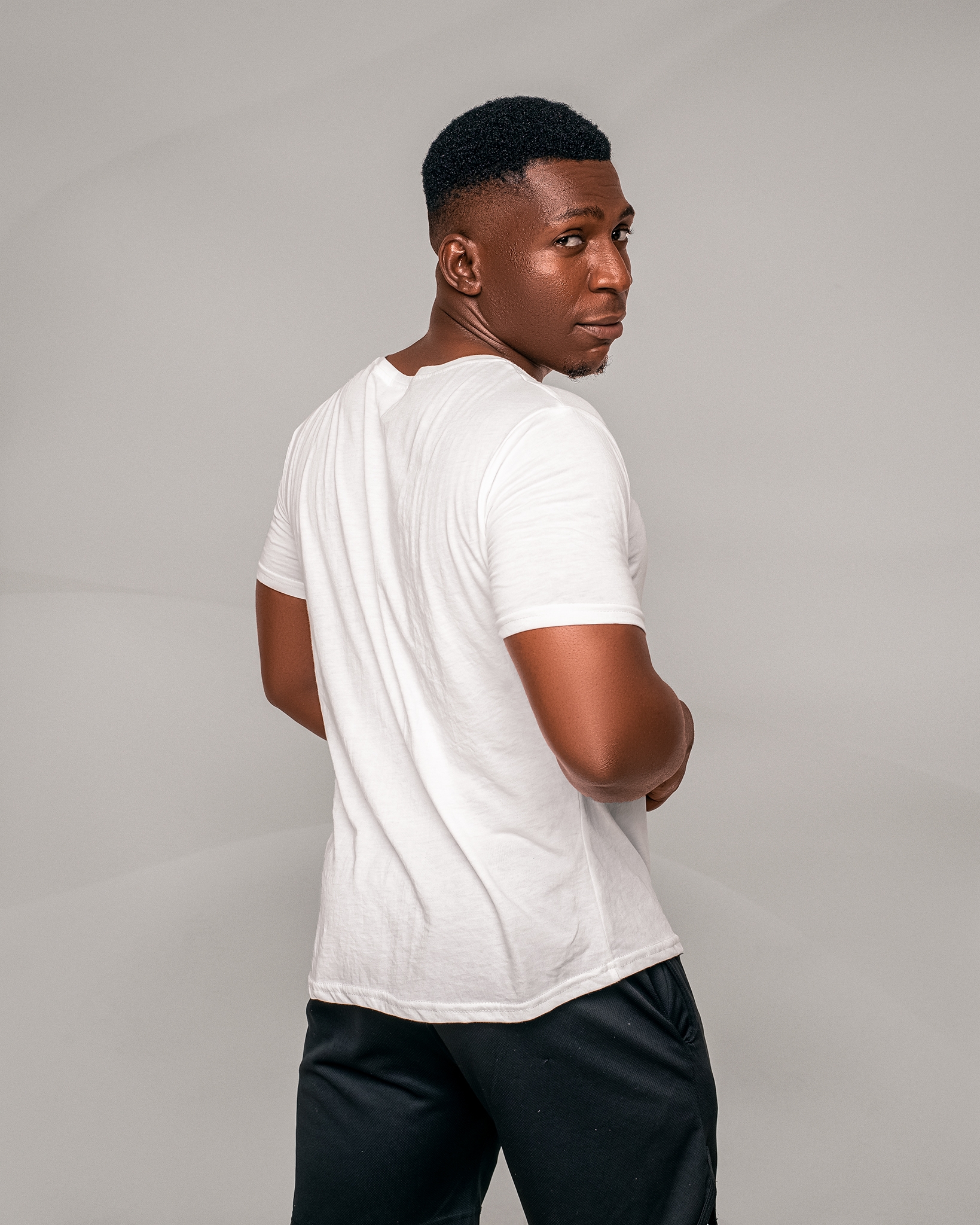 EF (WIDE ROUND NECK) Short sleeves - D'Eyeconic N Co